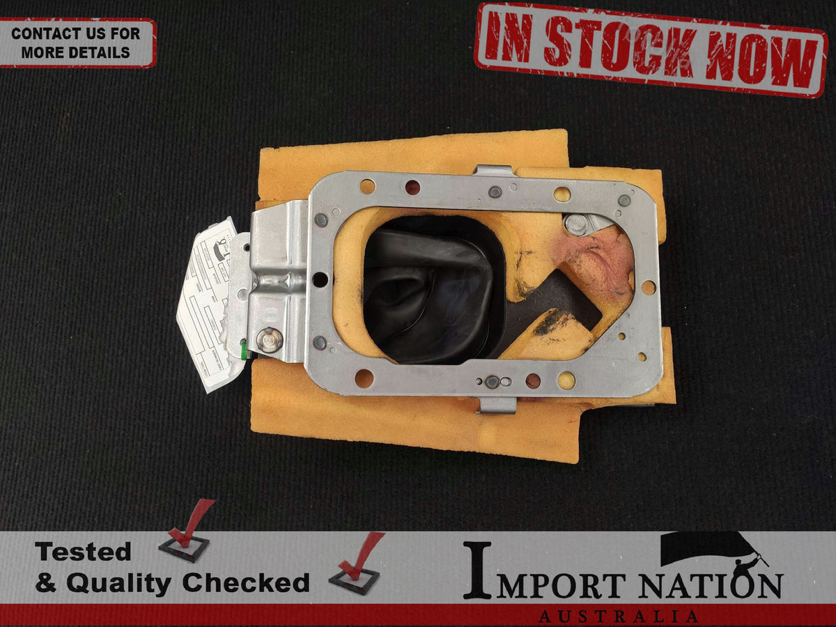 SUBARU IMPREZA G3 WRX 5SP MANUAL GEAR SHIFTER FOAM RUBBER BOOT BRACKET ...